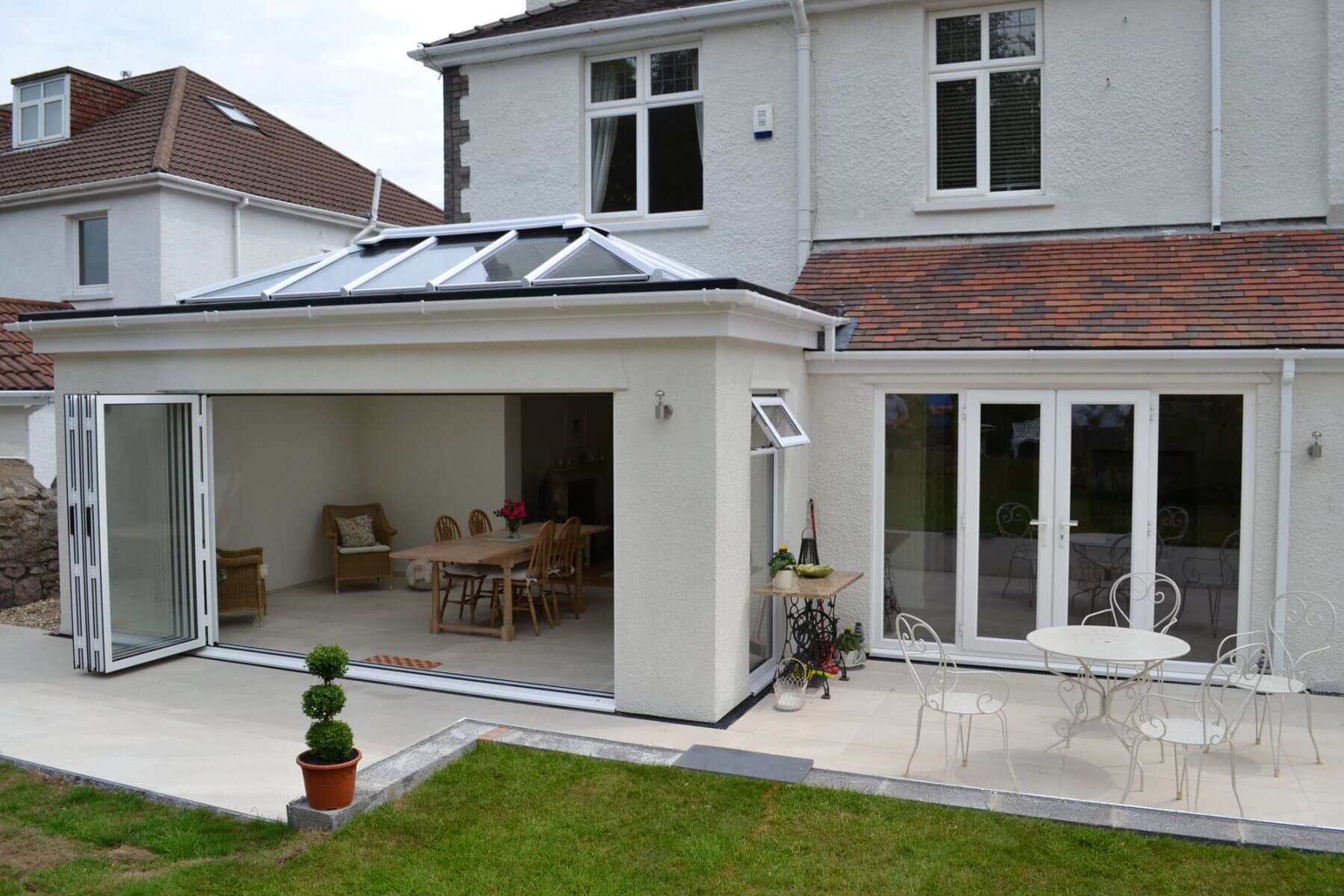Aluminium Bifold Doors Devizes | Aluminium Bifold Door Prices Devizes